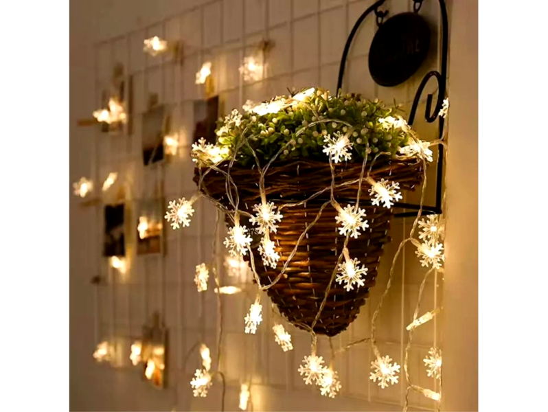 → 50 LED Lyskæde med Stjerner | Gratis levering